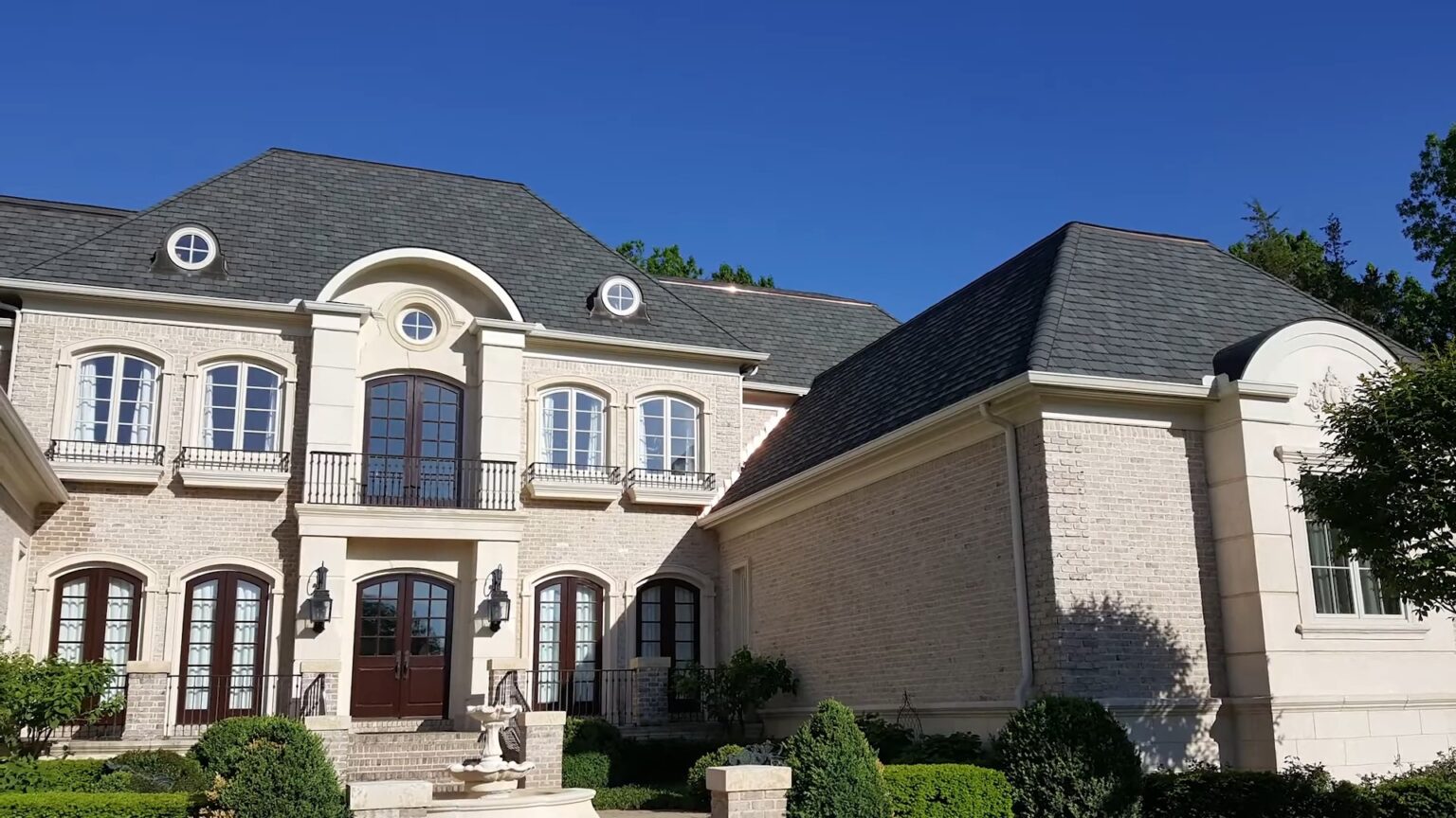 Dark vs Light Colored Roof Shingles - A Practical Guide to Choosing Wisely